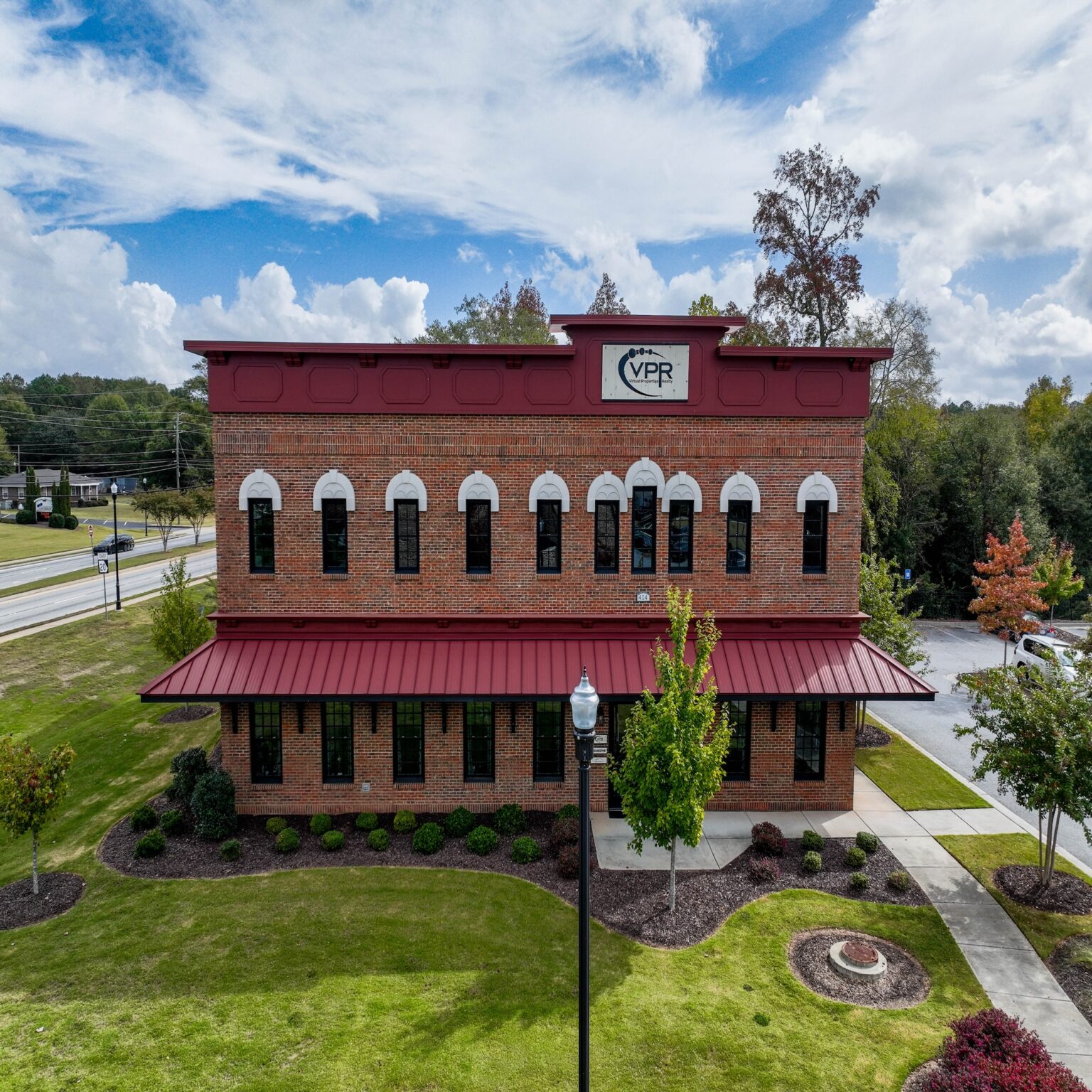 Grayson Office - Virtual Properties Realty